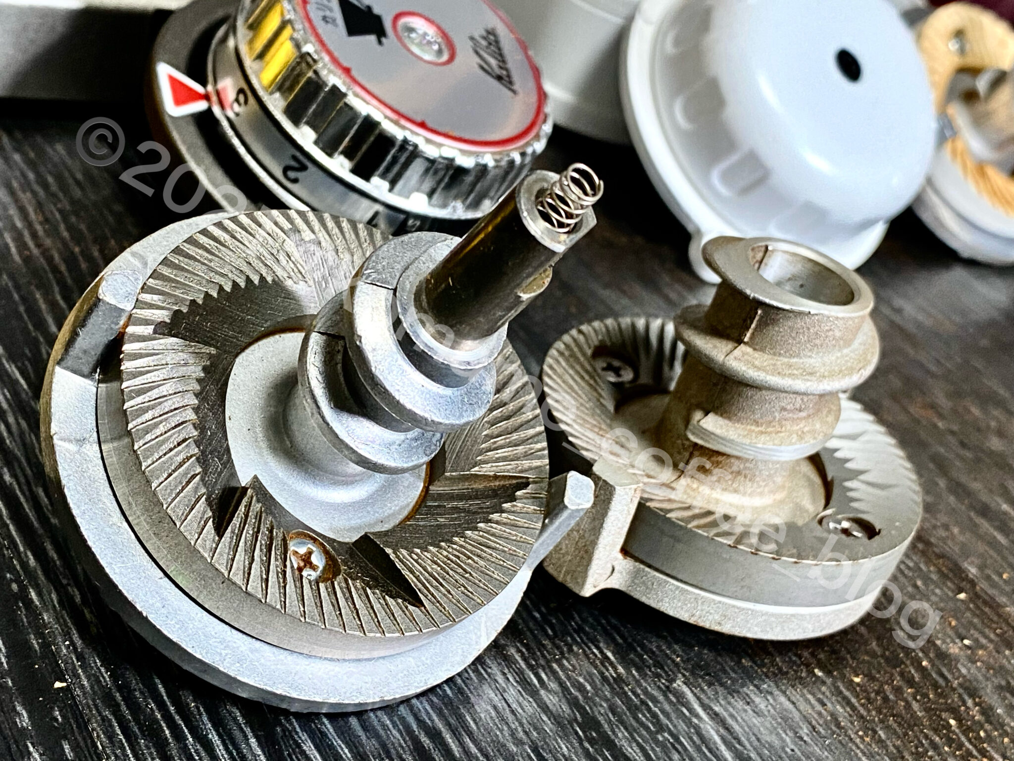 【コーヒーミル比較】BONMAC「BM-250N」の挽き目・微粉量・調整方法を検証＆徹底レビュー！ | 珈琲器具研究室「こまめ家」